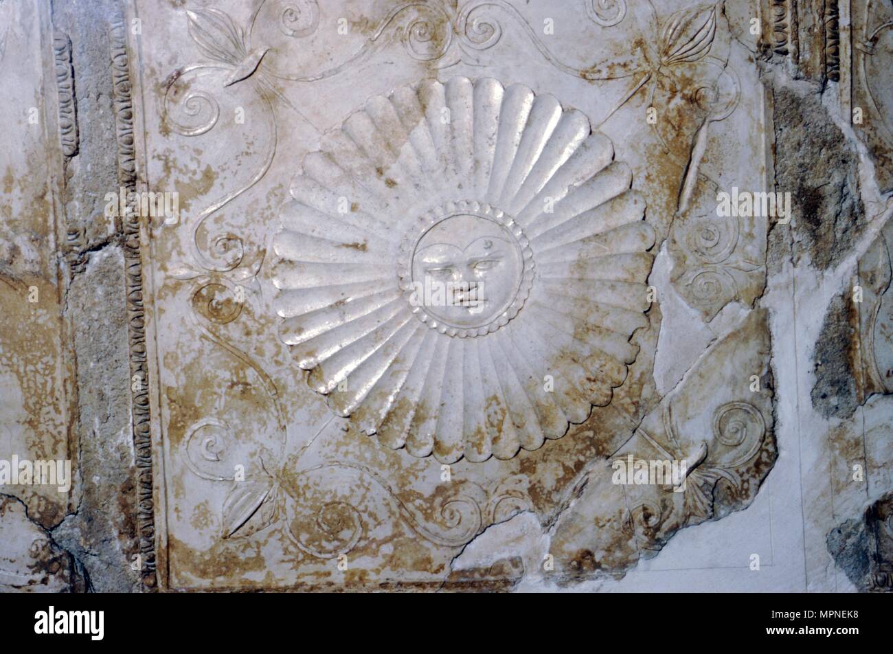 Sol roman sun god hi-res stock photography and images - Alamy