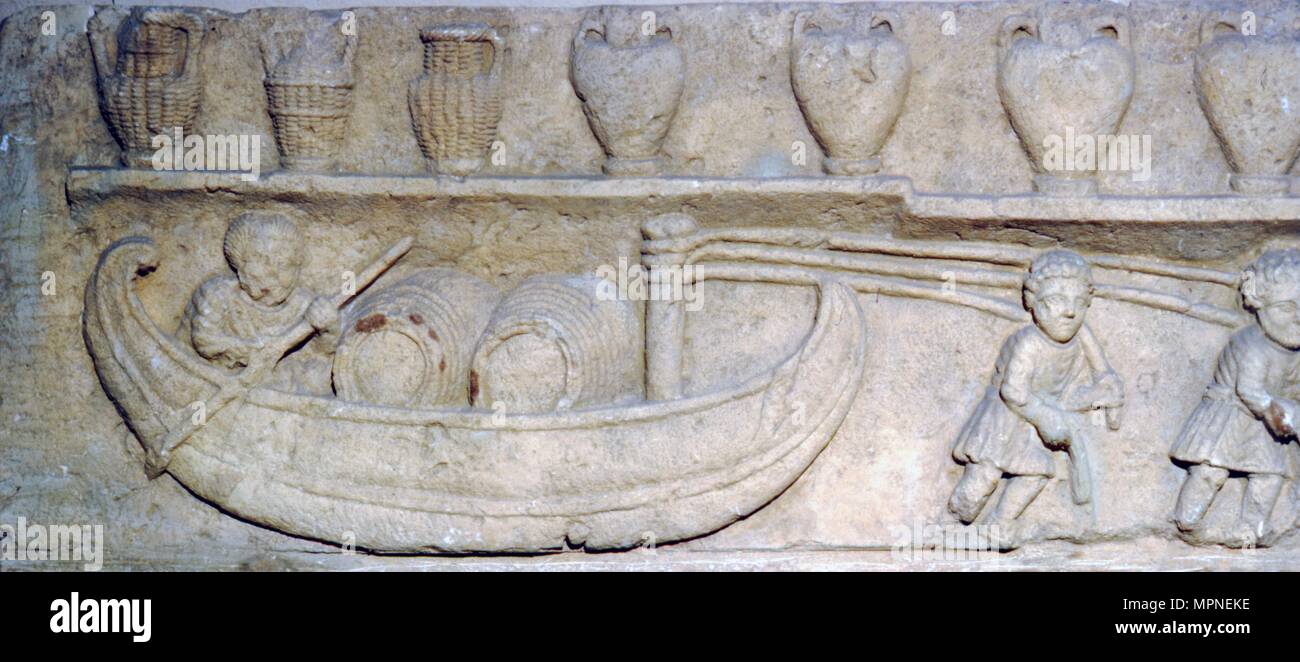 Roman barge hi-res stock photography and images - Alamy