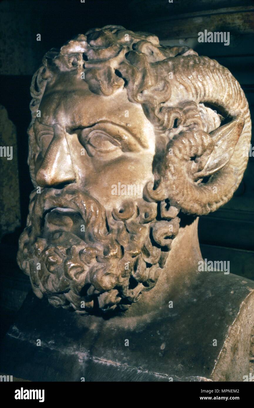 Jupiter god hi-res stock photography and images - Alamy