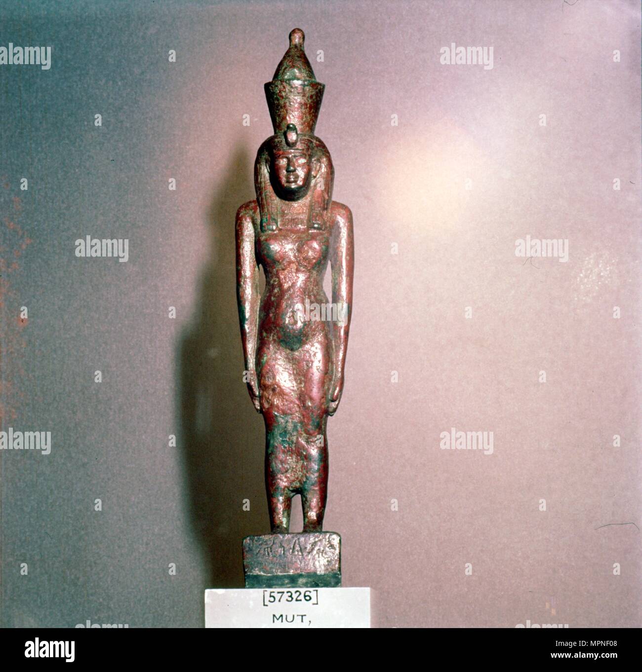 Egyptian bronze, Goddess Mut, Theban Mother-goddess, 18th Dynasty ...