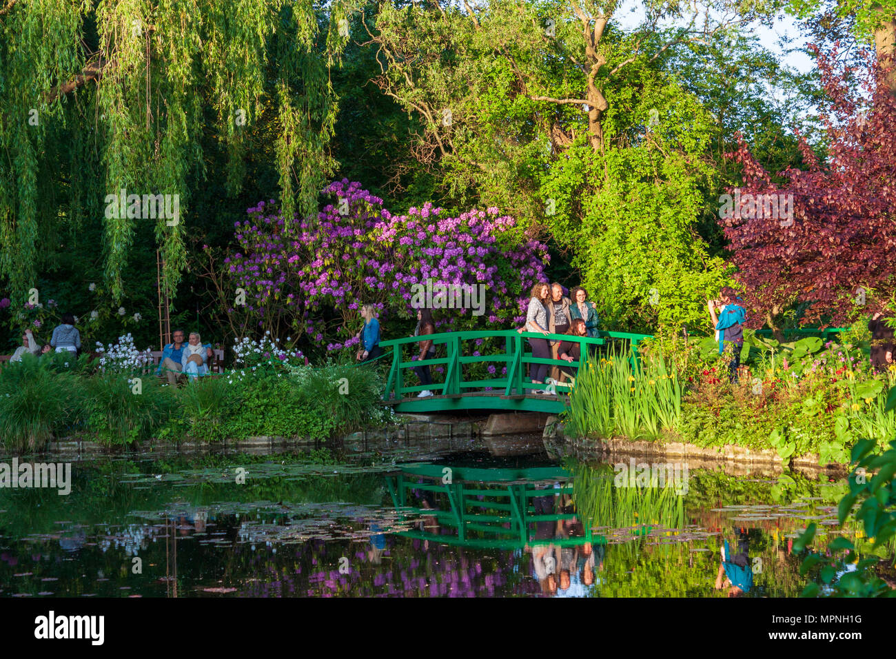 Monet's water garden at Giverny, Normandy, France Stock Photo - Alamy