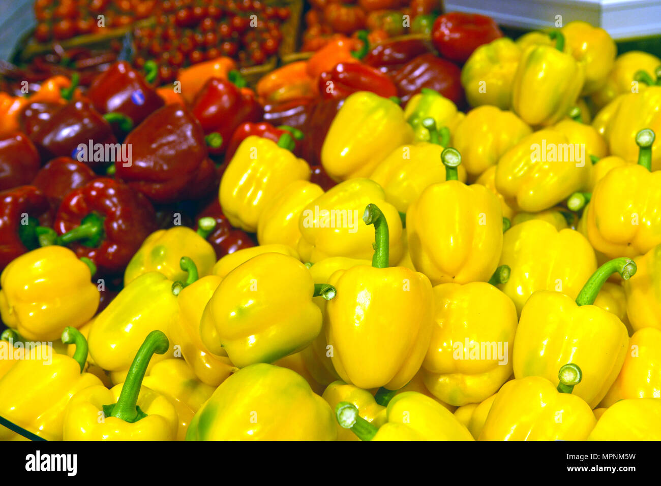 peppers on display in a supermarket Stock Photo - Alamy