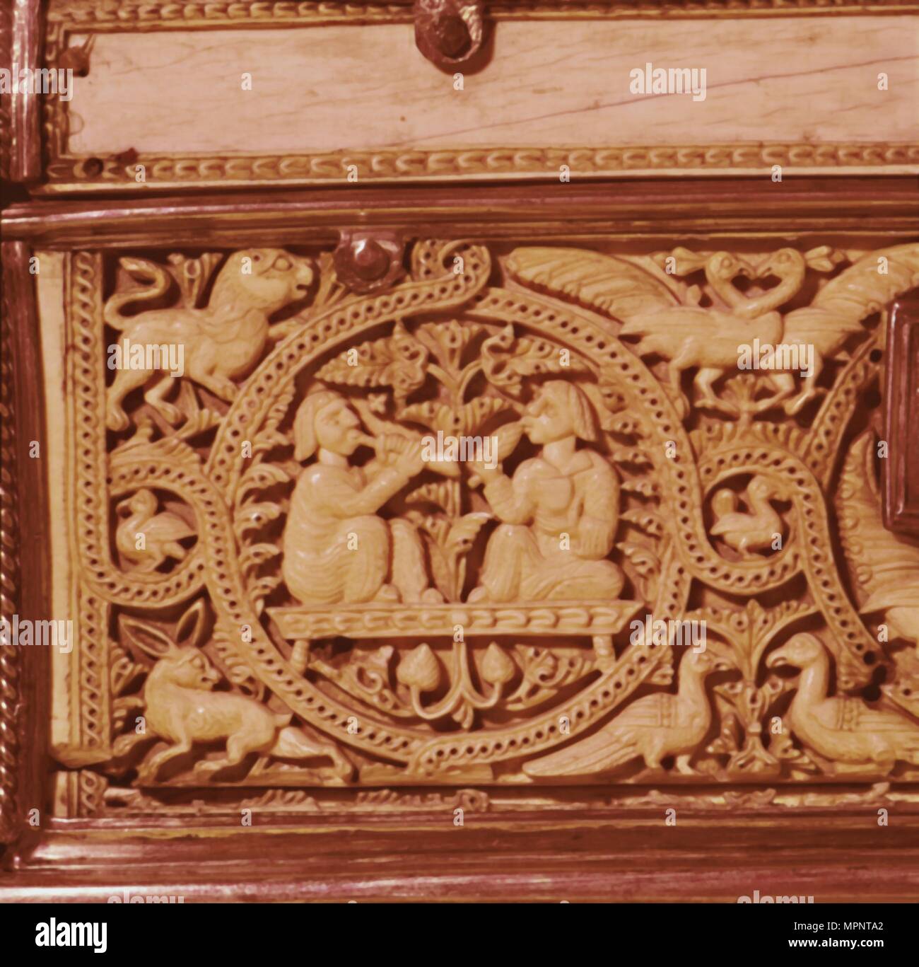 Ivory casket hi-res stock photography and images - Alamy