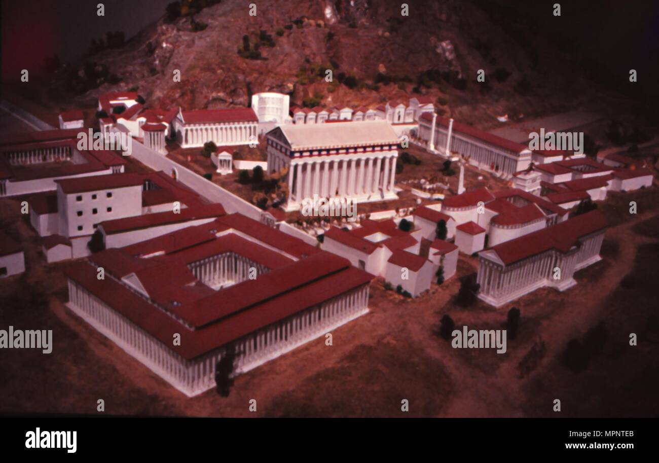 Ancient greece olympics artifact hi-res stock photography and images ...