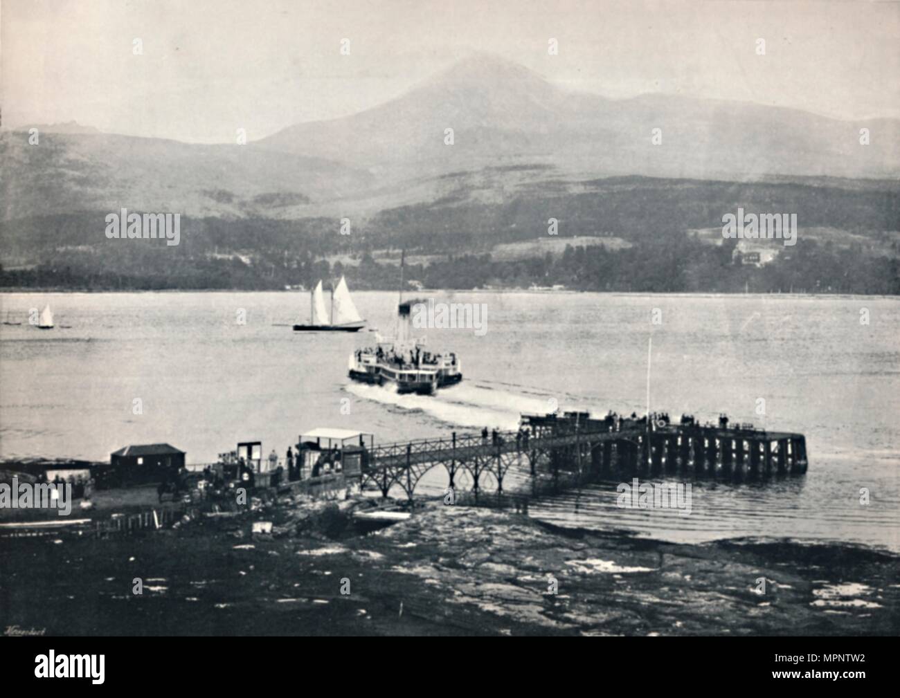 Brodick pier isle arran hi-res stock photography and images - Alamy