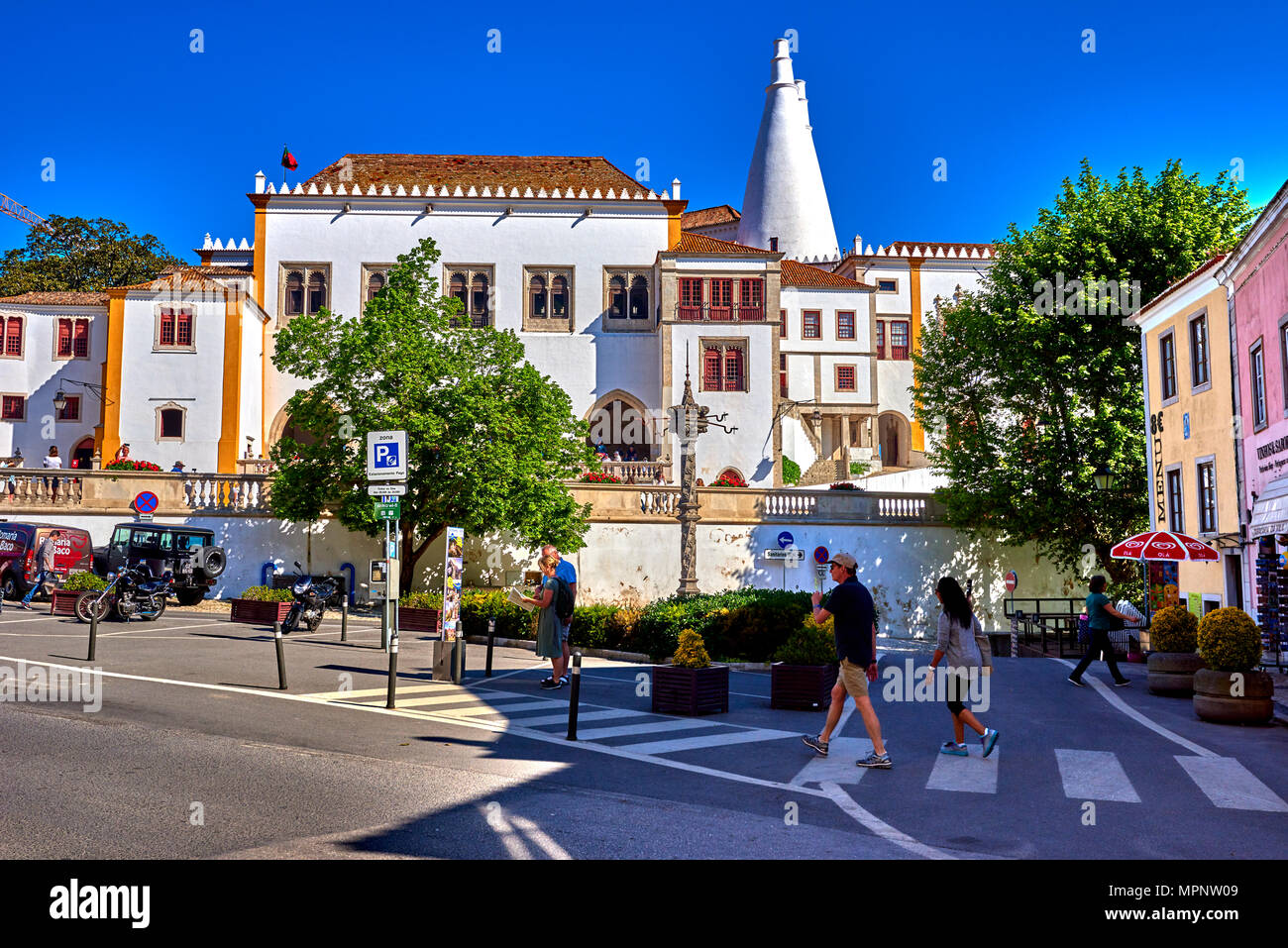 Sintra monuments hi-res stock photography and images - Alamy