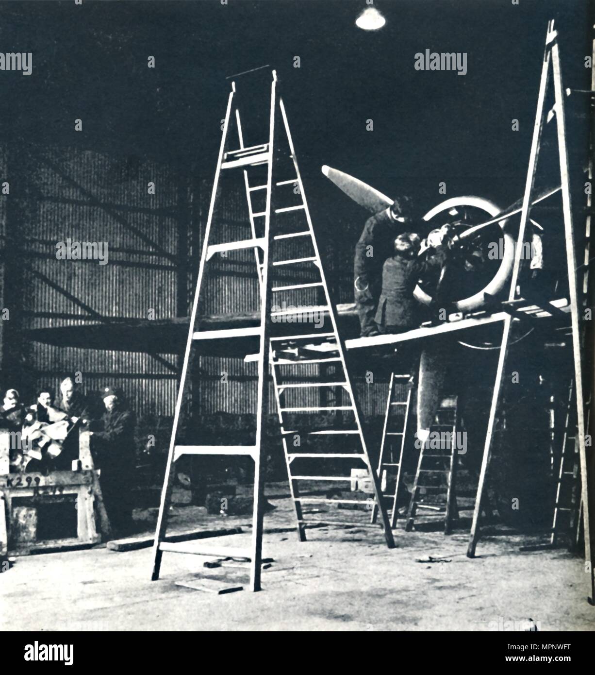 'The ground crew's work is never done', 1941. Artist: Cecil Beaton ...