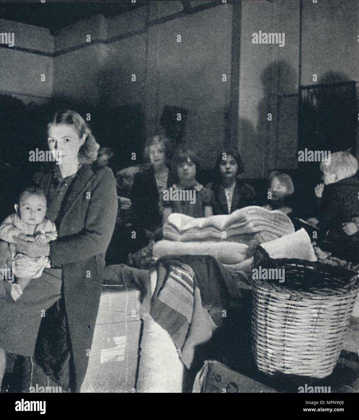 Children wwii homeless hi-res stock photography and images - Alamy