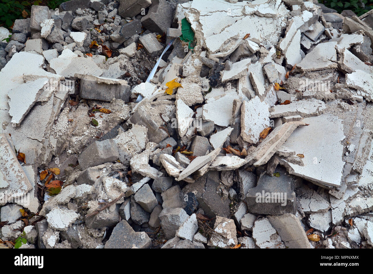 construction rubble, pile of construction debris Stock Photo - Alamy