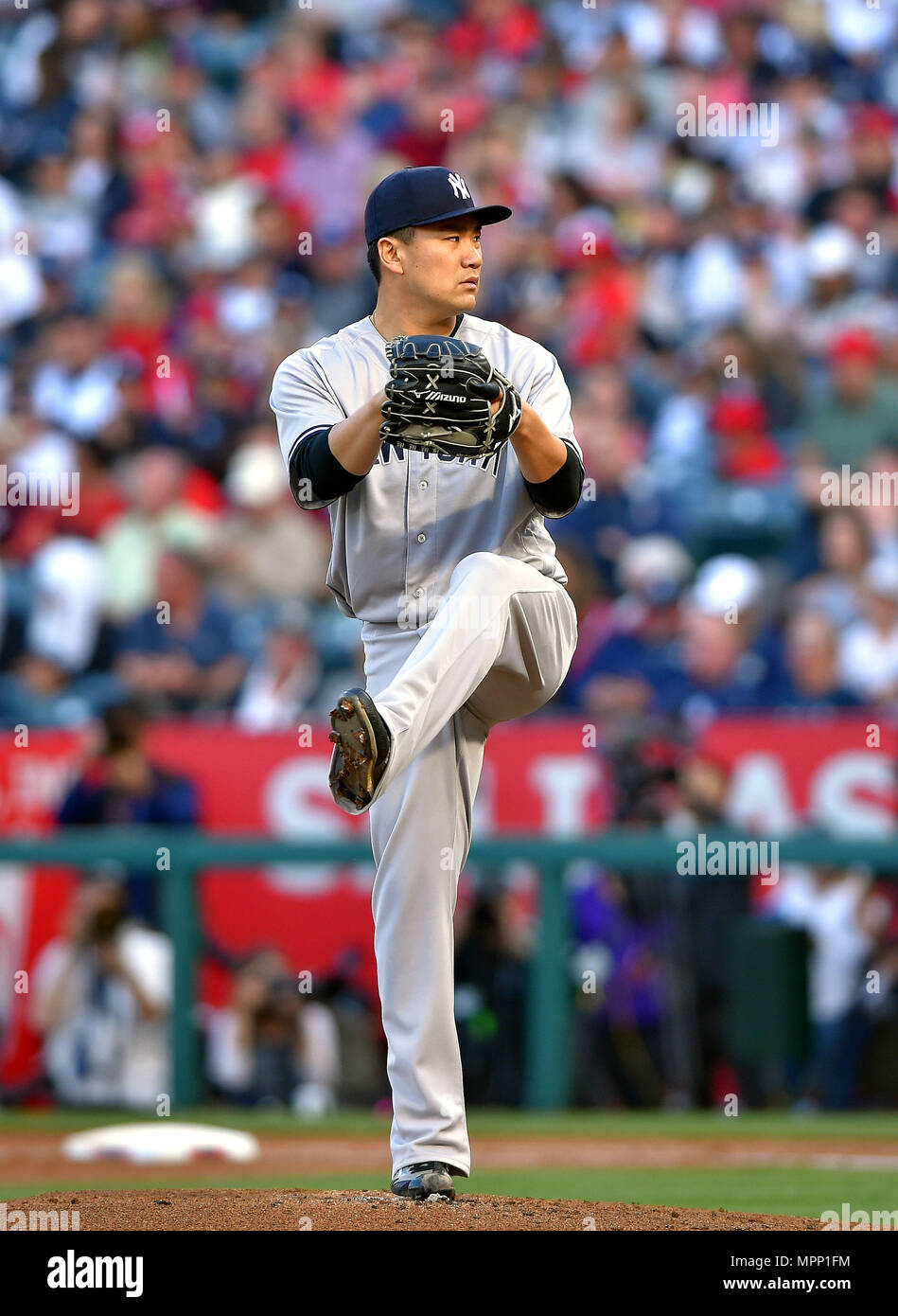 New York Yankees starting pitcher Masahiro Tanaka delivers a pitch ...
