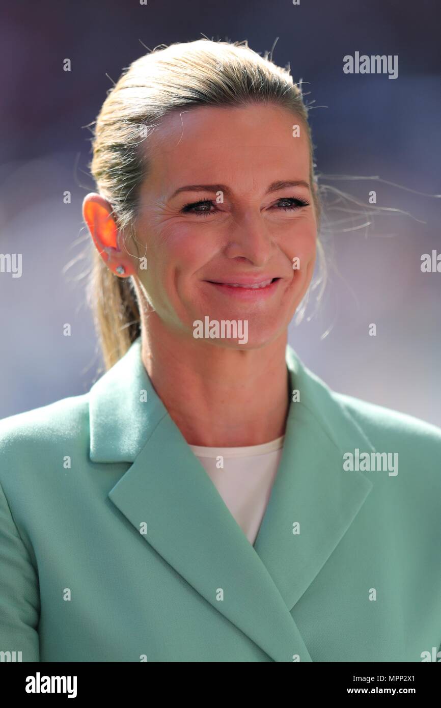 Gabby Logan Tv Presenter Fa Cup Final 2018, Chelsea Fc V Manchester ...