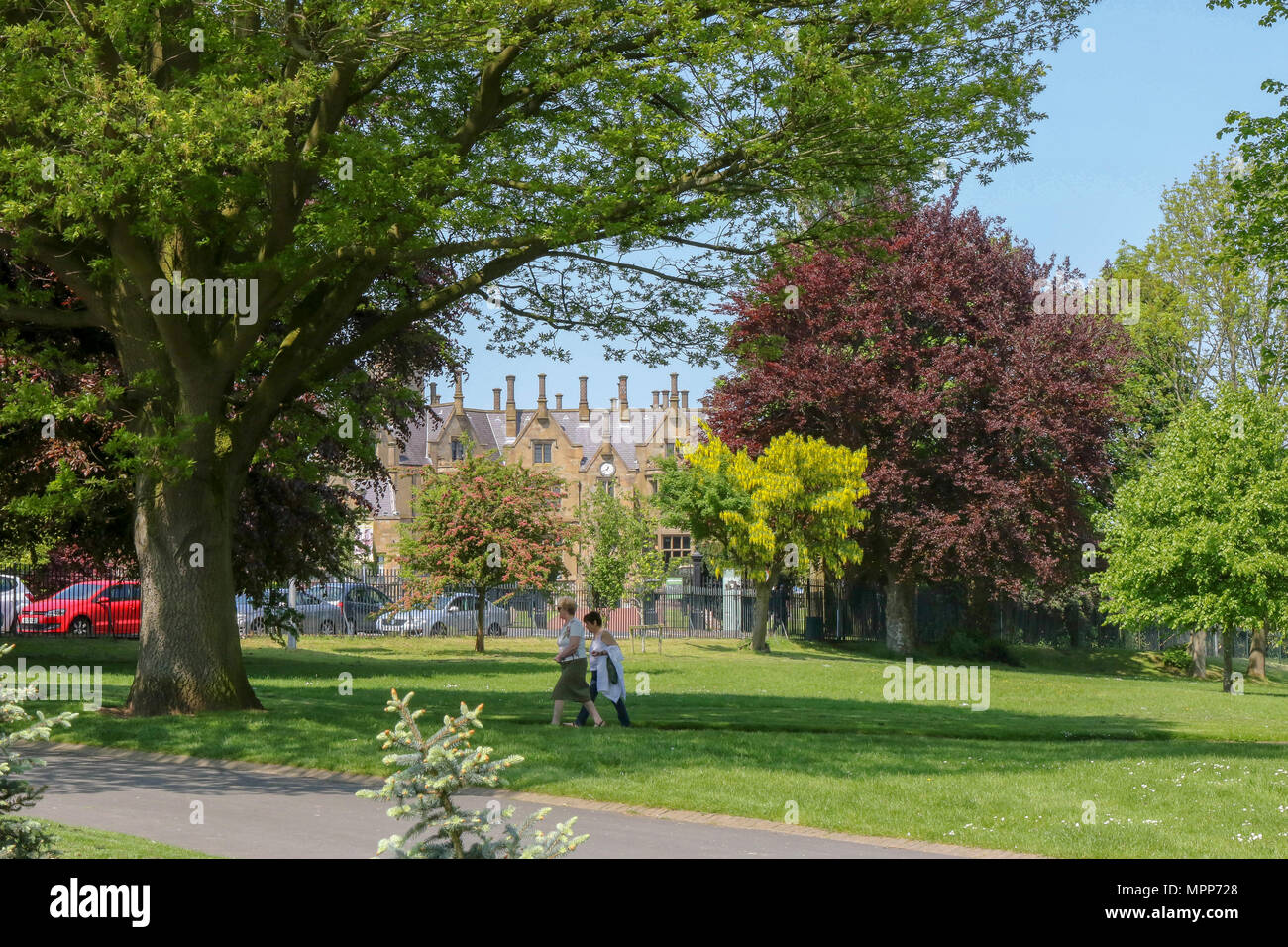 Lurgan park hi-res stock photography and images - Alamy