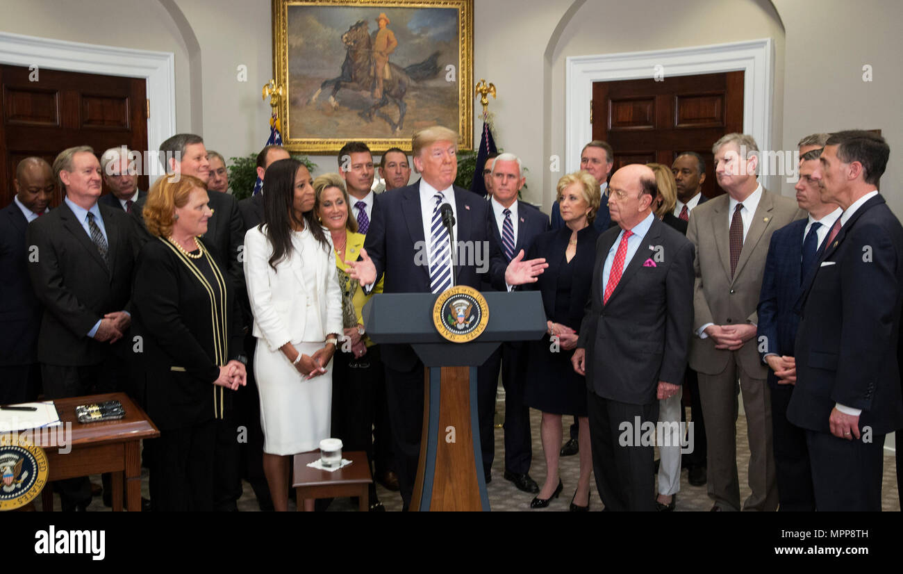 Presidential protection act hi-res stock photography and images - Alamy