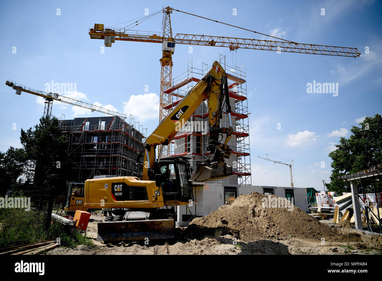 Howoge wohnungsbaugesellschaft hi-res stock photography and images - Alamy