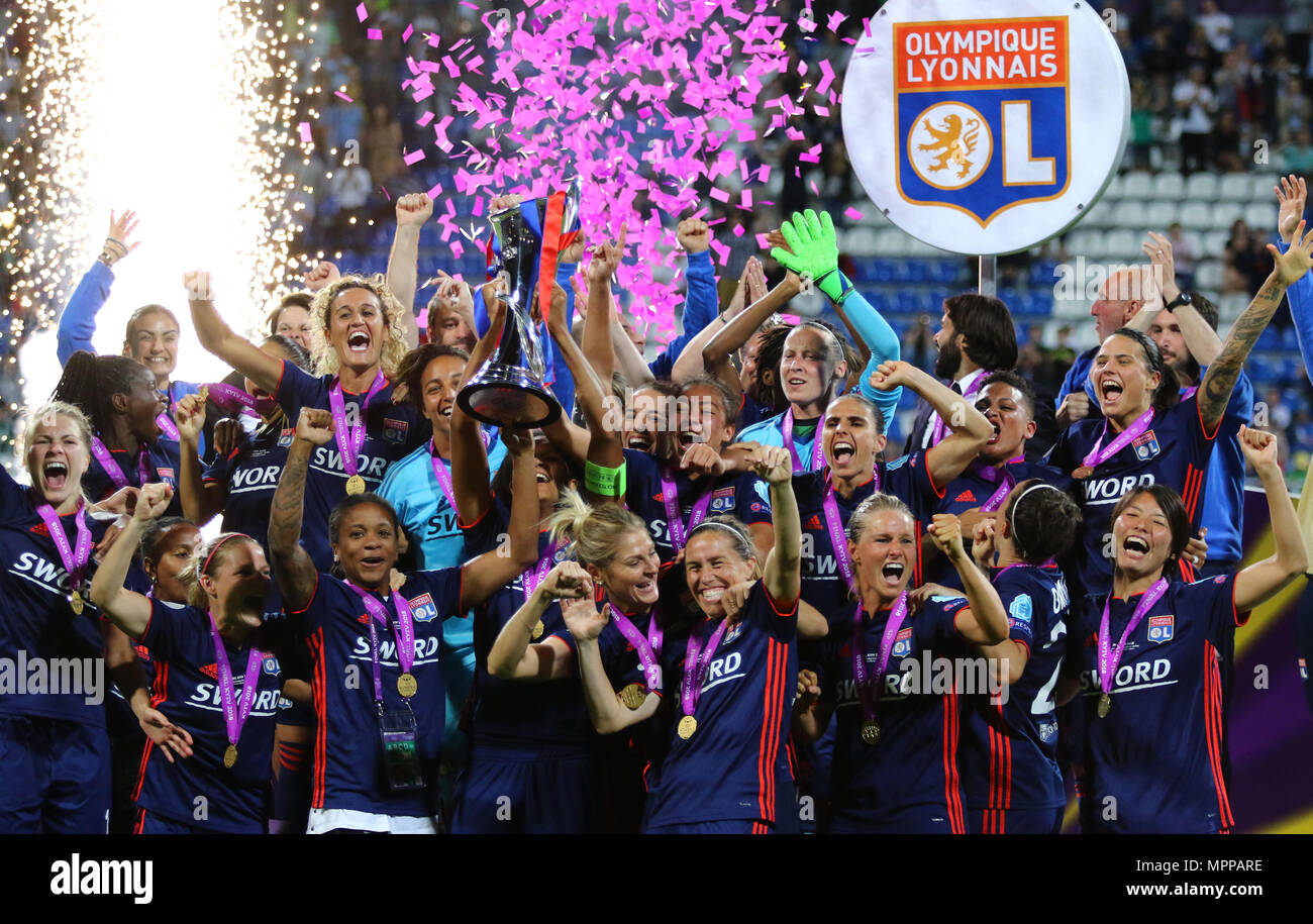 Wucl trophy hi-res stock photography and images - Alamy