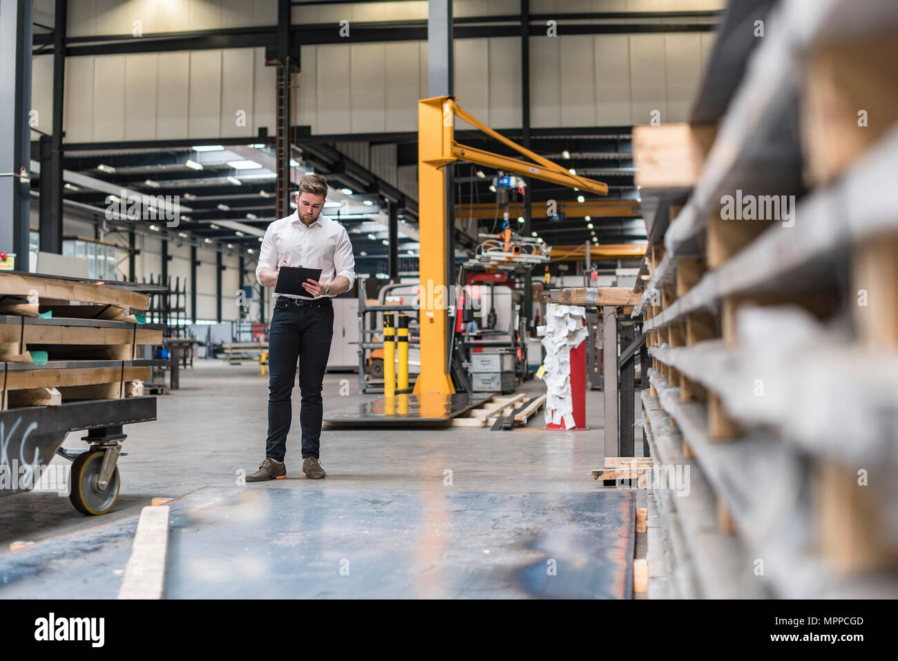 Writing expert hi-res stock photography and images - Alamy