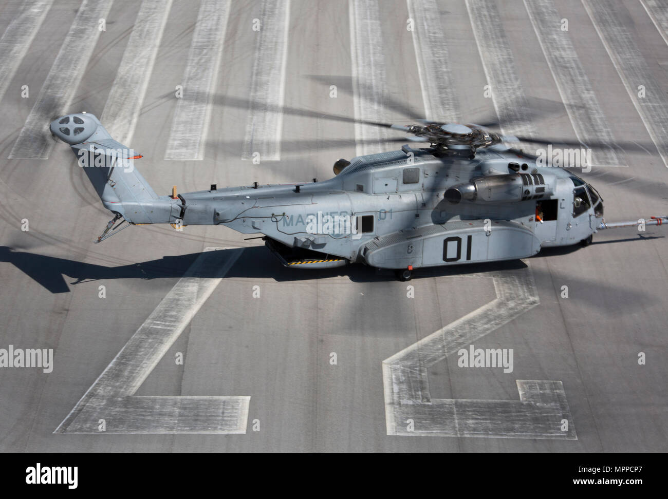 The CH-53K King Stallion lands after a test flight in West Palm Beach ...