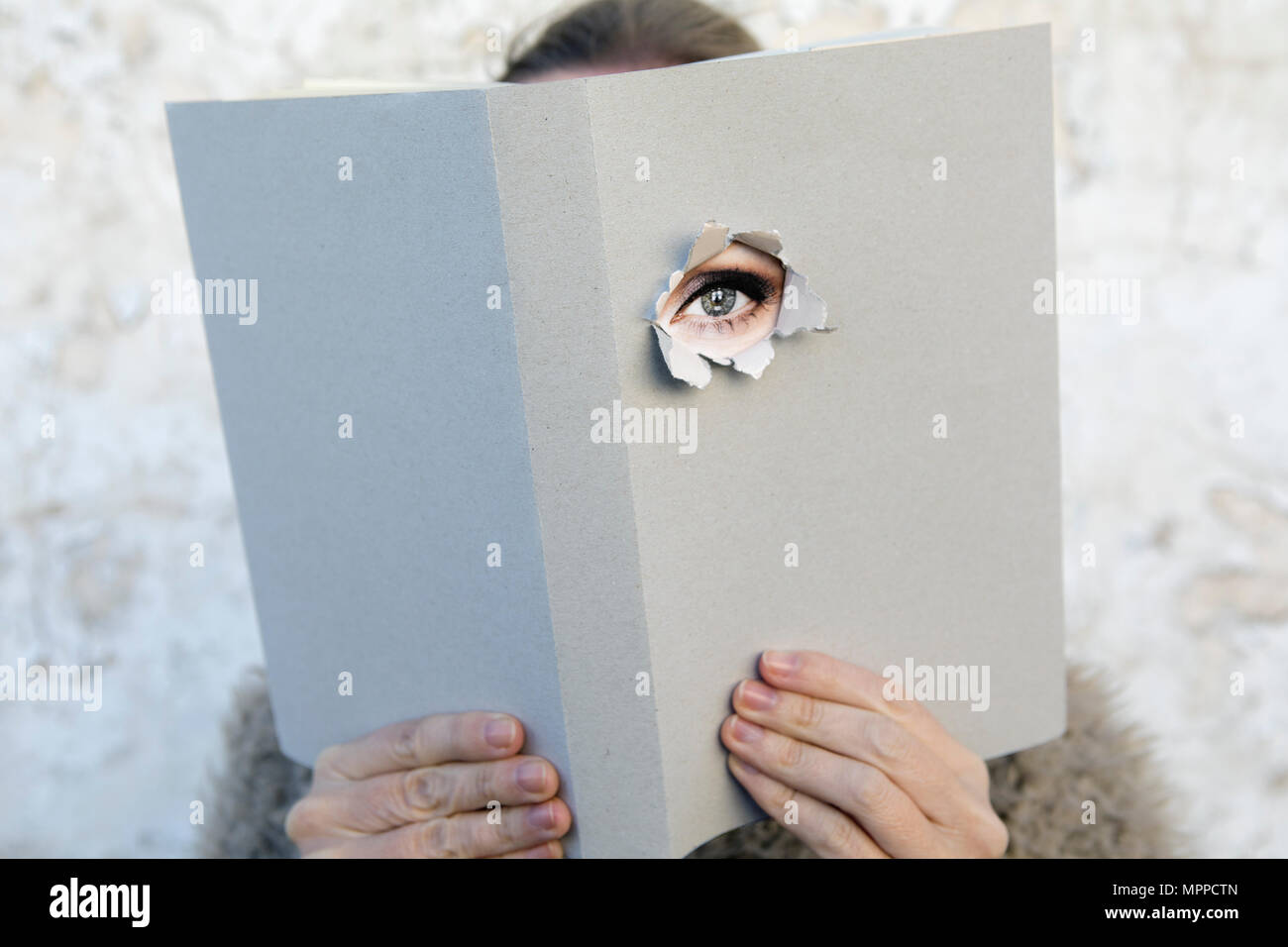Mysterious women with hidden eyes hi-res stock photography and images ...