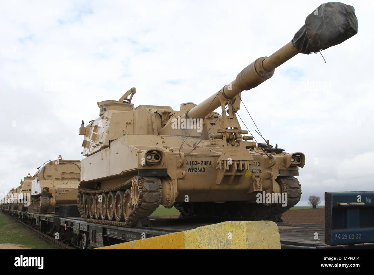 An M109A6 Paladin Self Propelled Howitzer, part of the artillery from ...