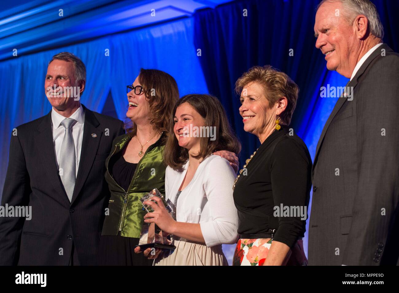 Bernstein mass hi-res stock photography and images - Alamy