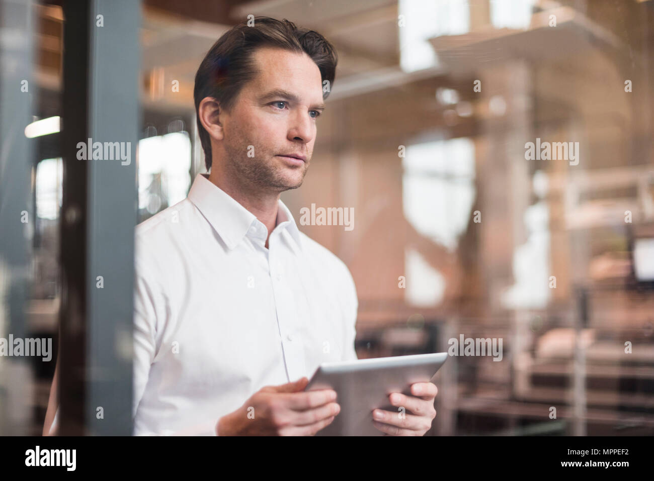 Factory manager thinking hi-res stock photography and images - Alamy