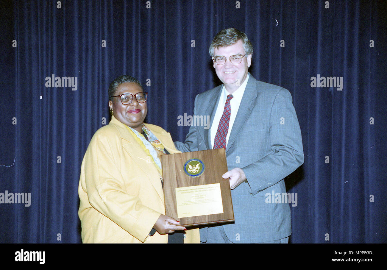 Woman accepting award hi-res stock photography and images - Alamy
