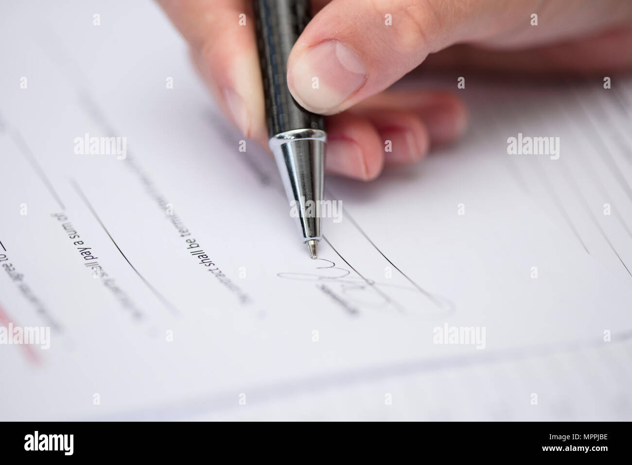 Office worker signing documents hi-res stock photography and images - Alamy