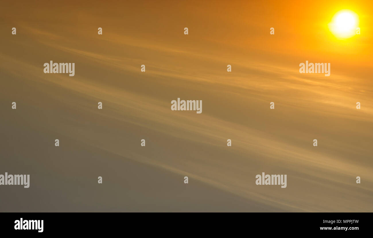 The sun in the evening hi-res stock photography and images - Alamy