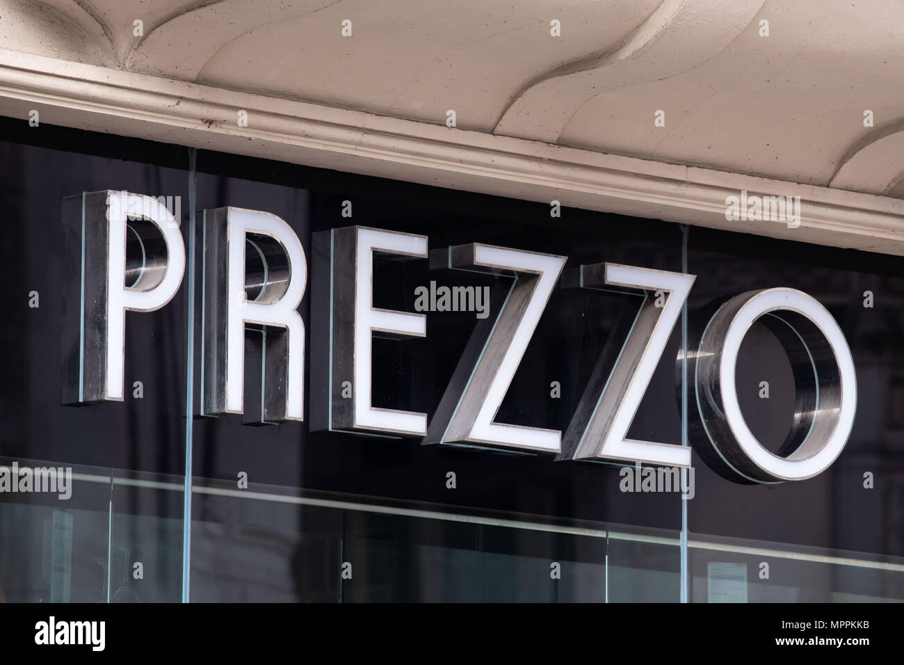Prezzo Logo Stock Photos & Prezzo Logo Stock Images - Alamy