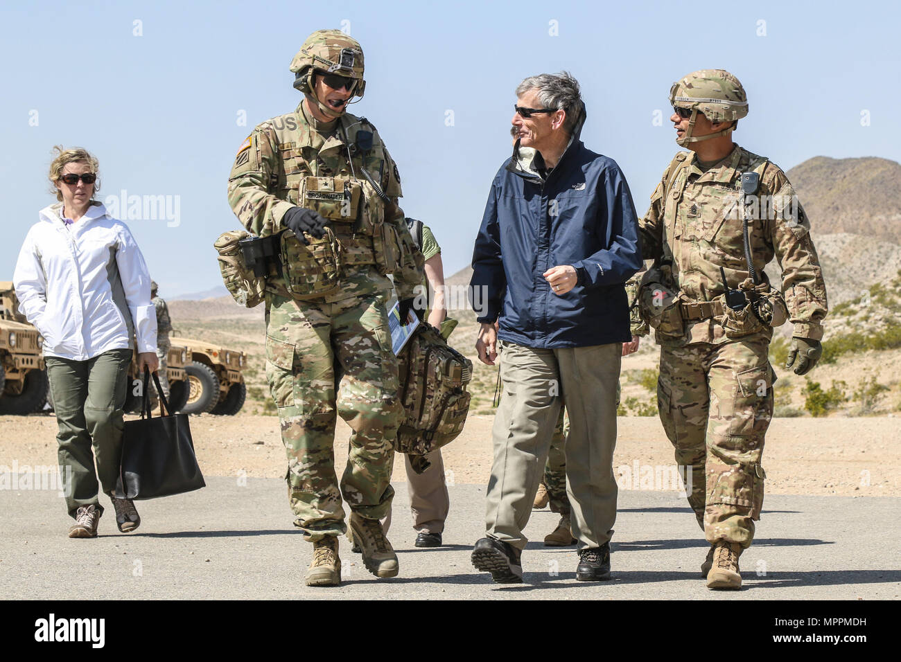 FORT IRWIN, Calif. – U.S. Army Brig. Gen. Jeff Broadwater (left ...