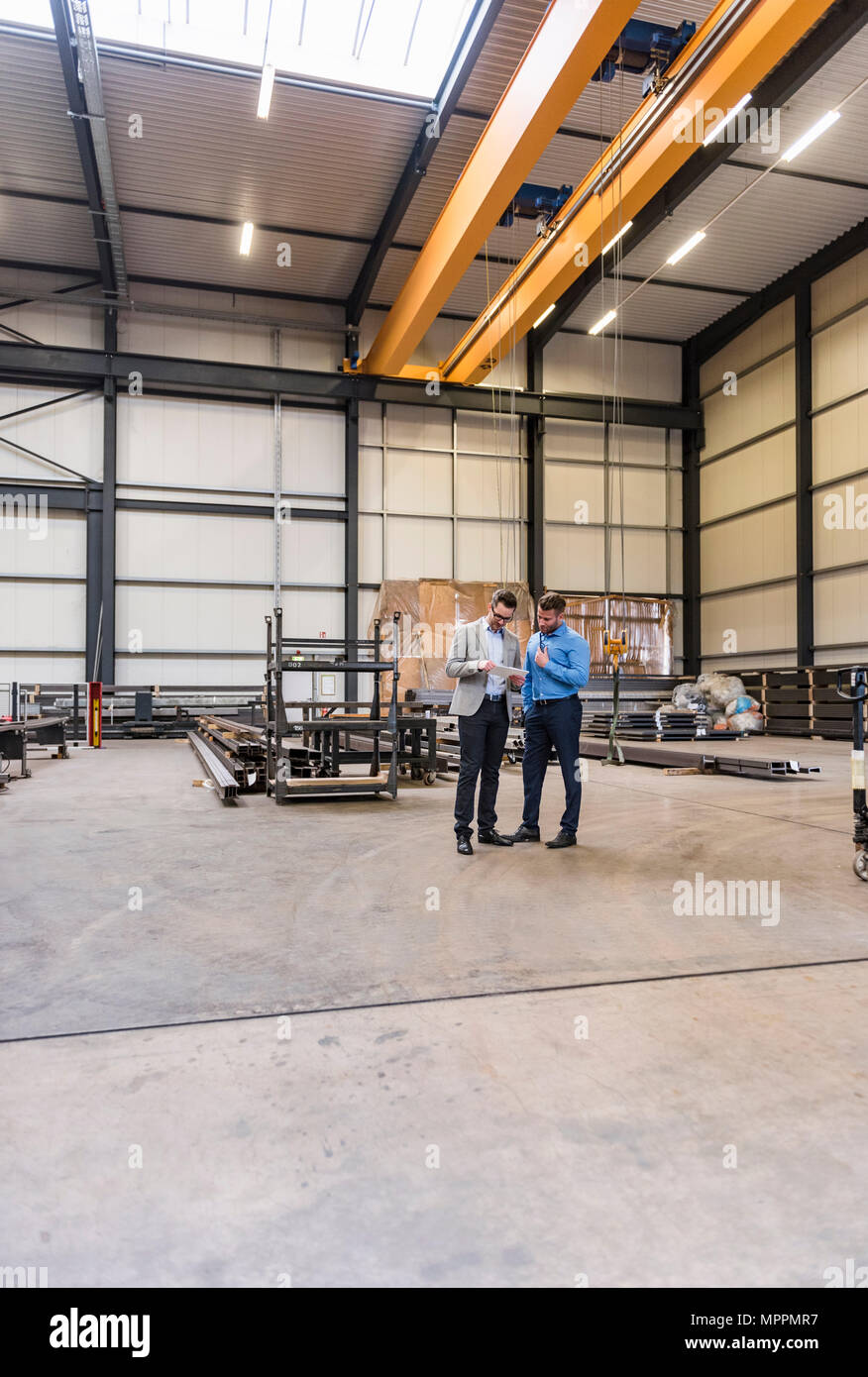 Smart factory floor hi-res stock photography and images - Alamy