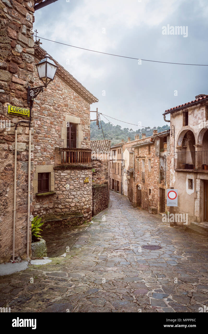 Medieval old town hi-res stock photography and images - Alamy