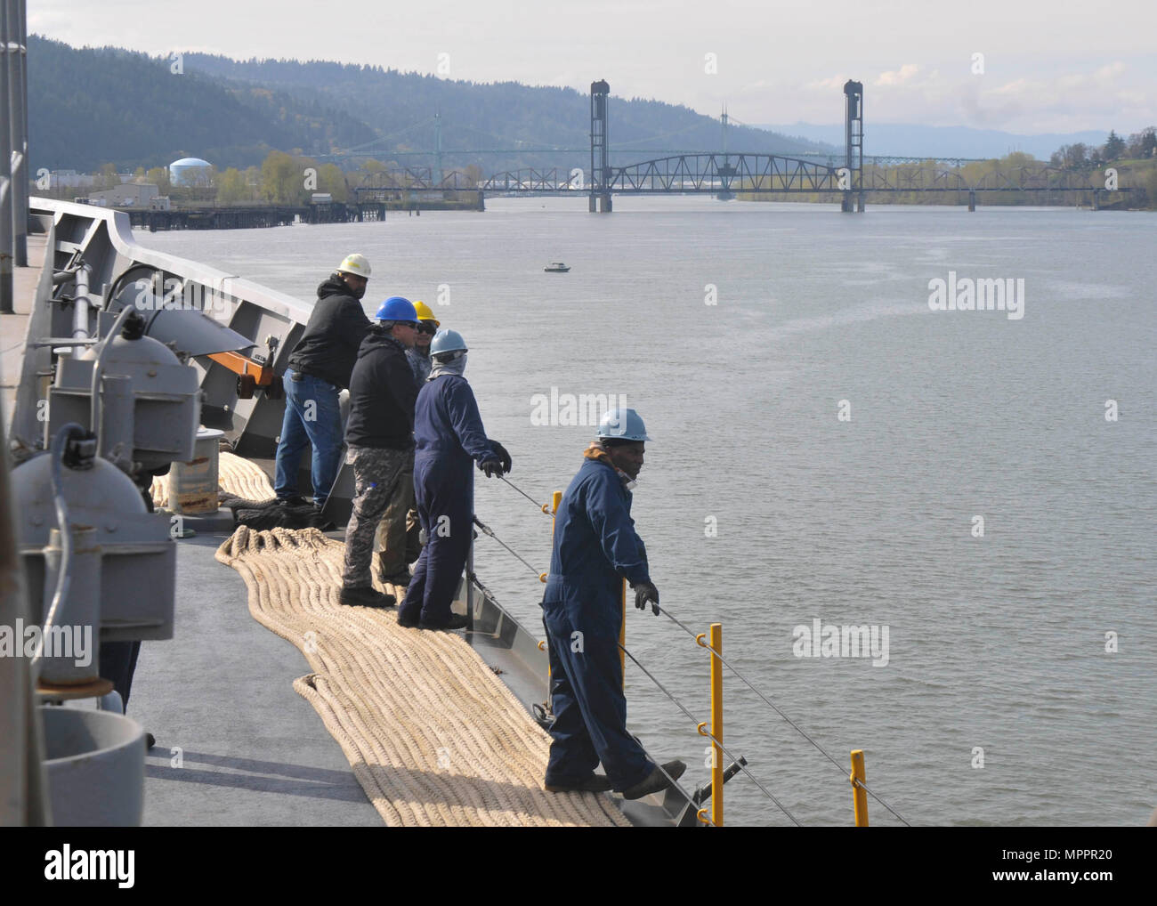 PORTLAND, Ore. (April 6, 2017) Military Sealift Command civilian ...