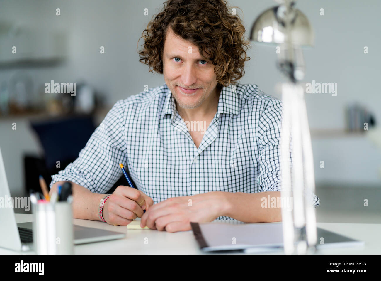 Pencil taking notes hi-res stock photography and images - Alamy