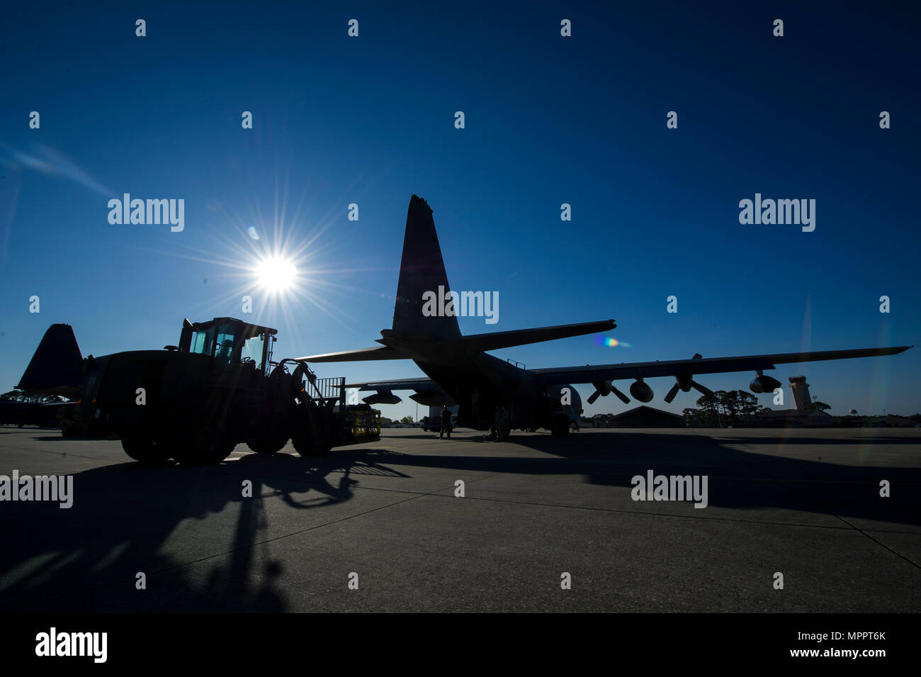 Air transportation specialists with the 1st Special Operations ...