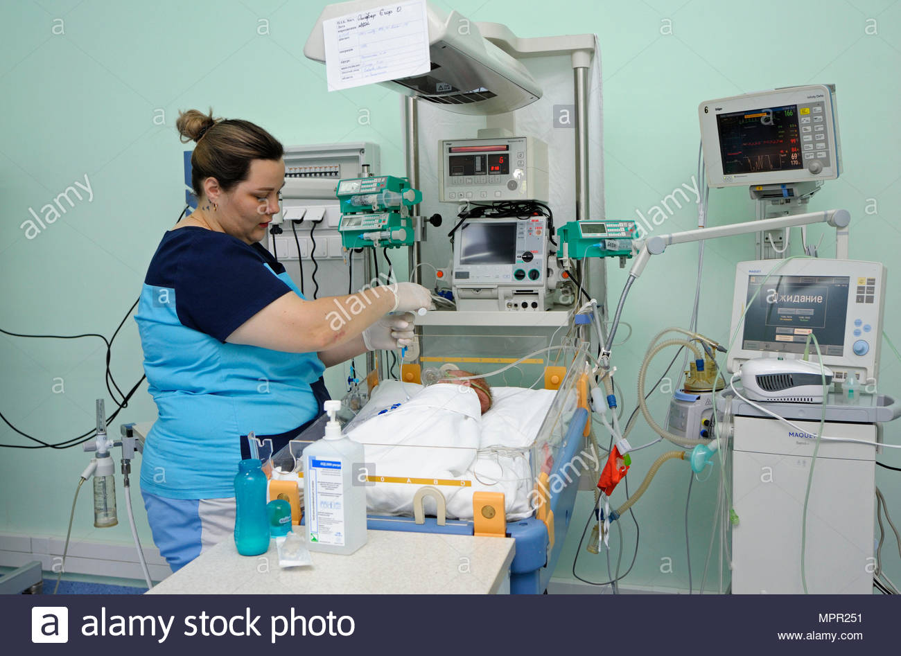 Resuscitation Child Stock Photos & Resuscitation Child Stock Images - Alamy