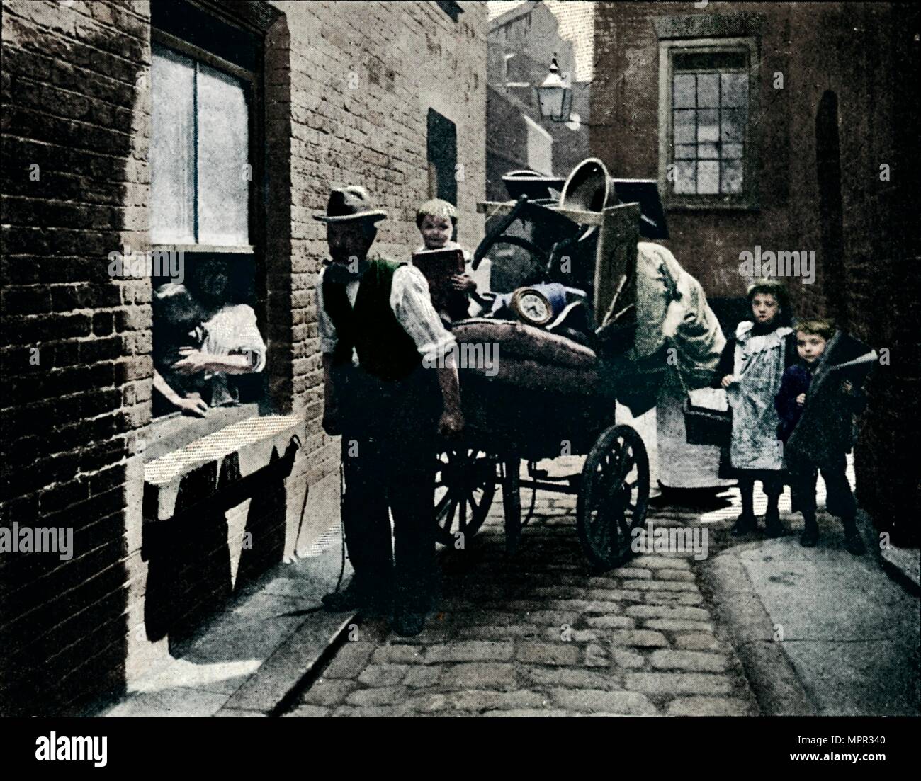 1900s london poverty hi-res stock photography and images - Alamy