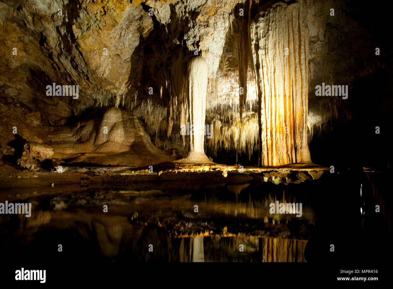 Crystal caves australia hi-res stock photography and images - Alamy