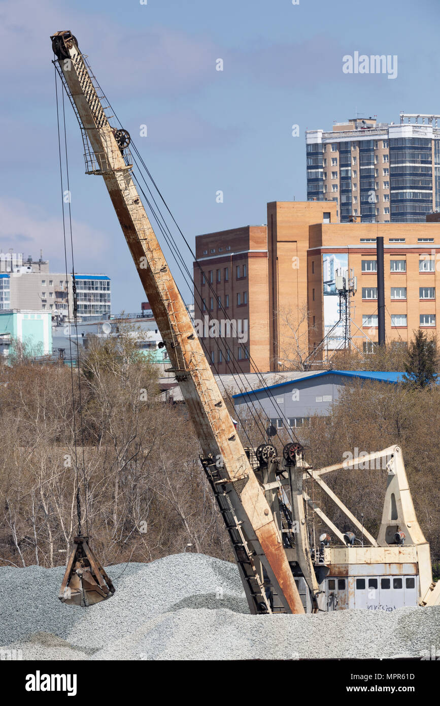 Crushed stone barge hi-res stock photography and images - Alamy