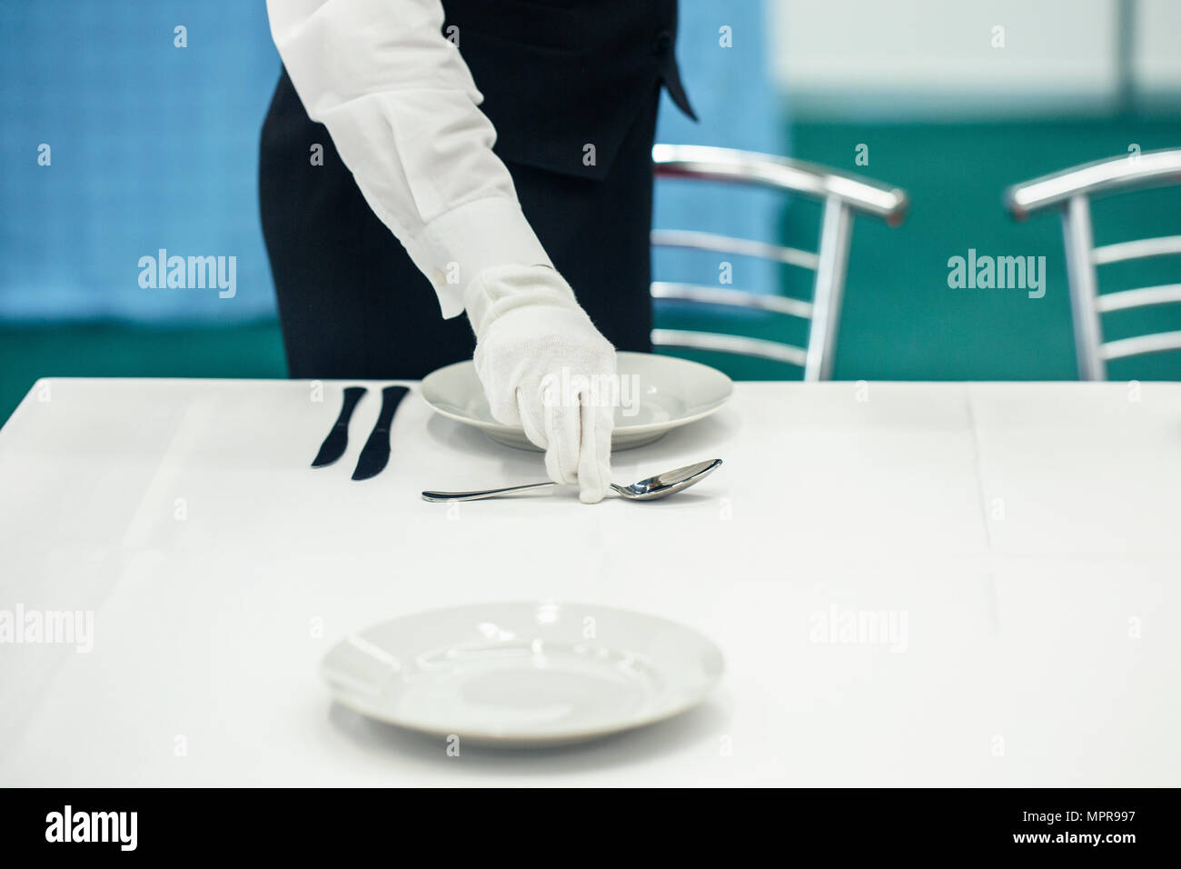 Formal table laying hi-res stock photography and images - Alamy