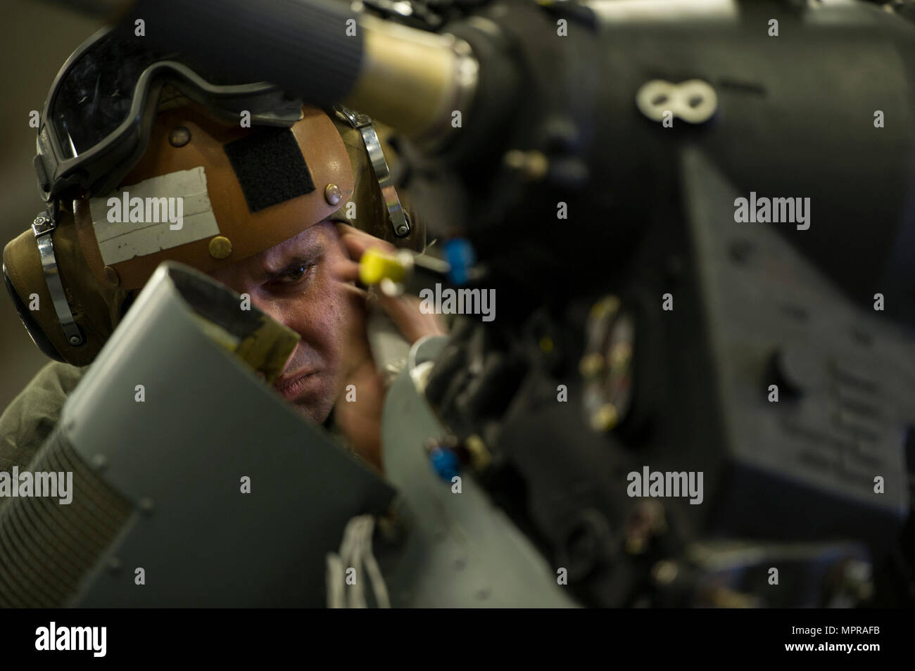 Marine Corps Sgt. George Hamil, assigned to Marine Medium Tiltrotor ...