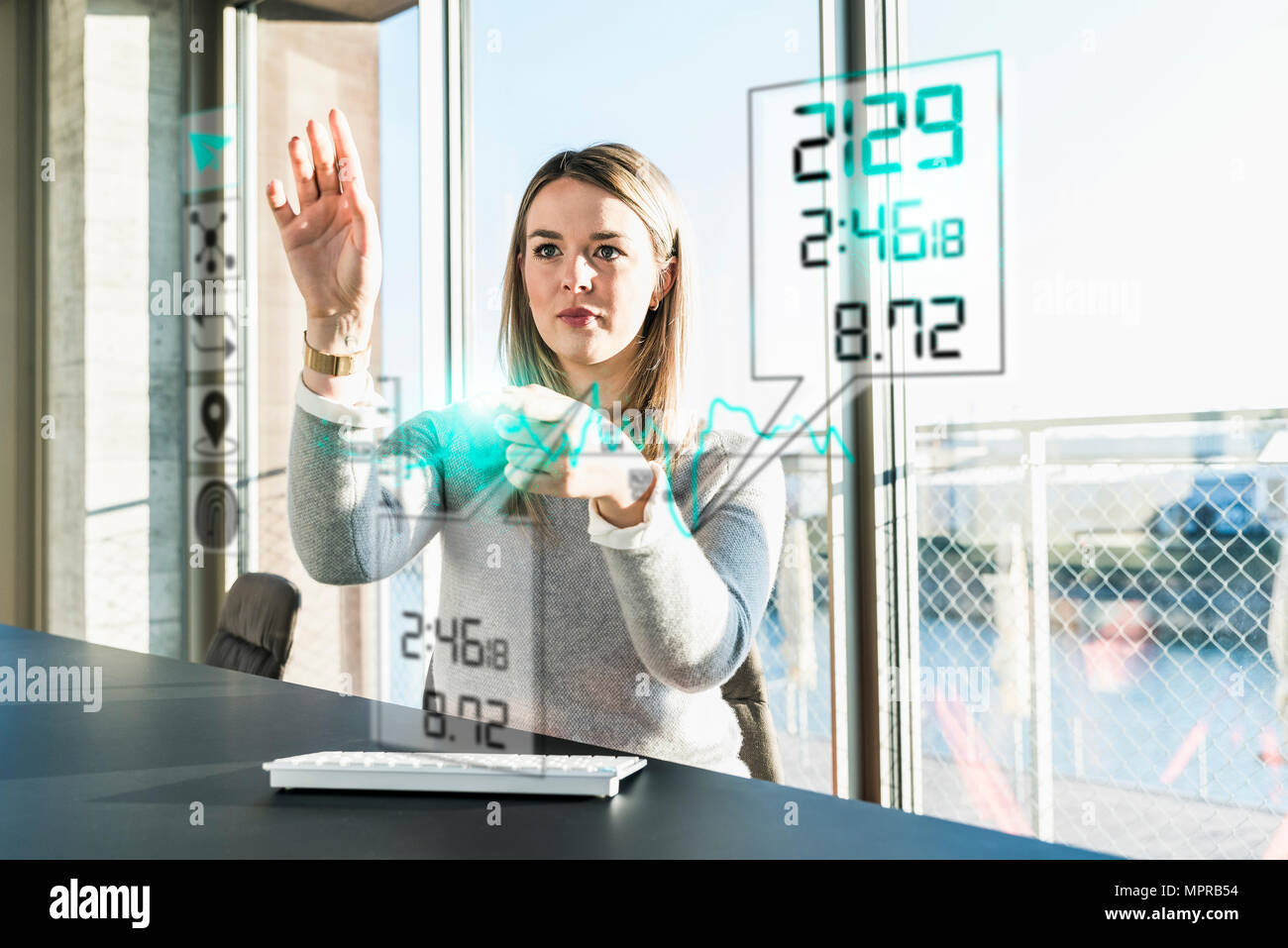 Data projection hi-res stock photography and images - Alamy