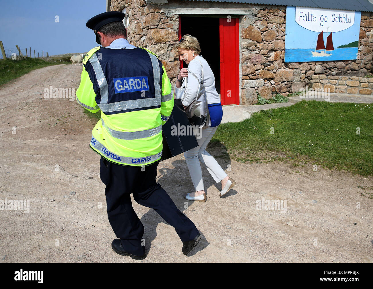 Garda pat mcelroy hi-res stock photography and images - Alamy