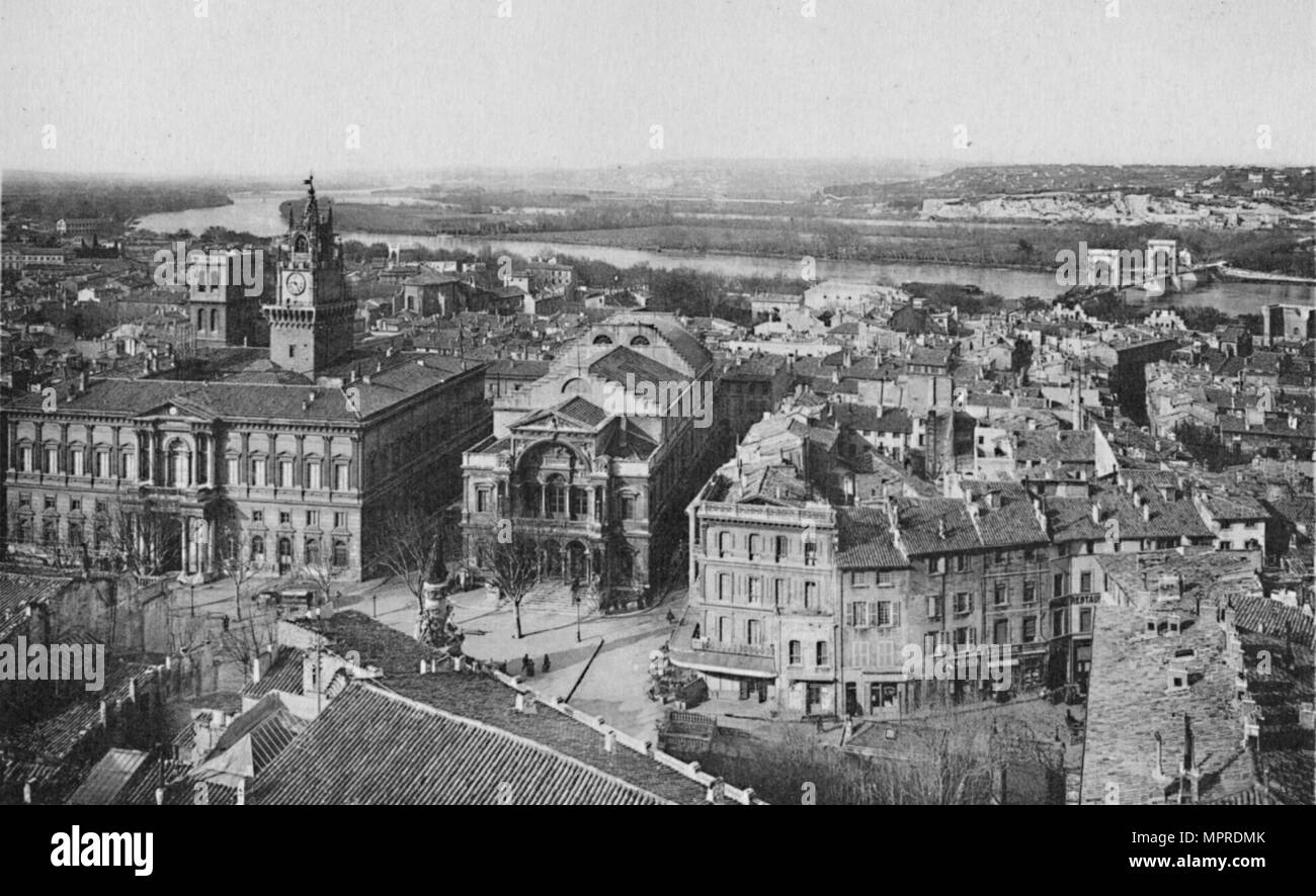 Cityscape of avignon Black and White Stock Photos & Images - Alamy
