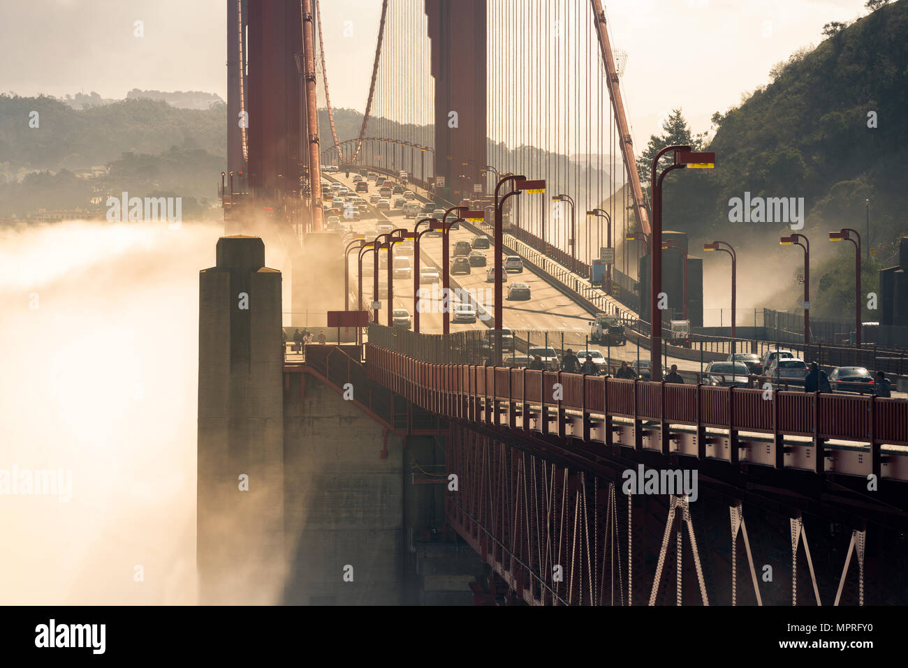 Golden gate bridge fog hi-res stock photography and images - Alamy