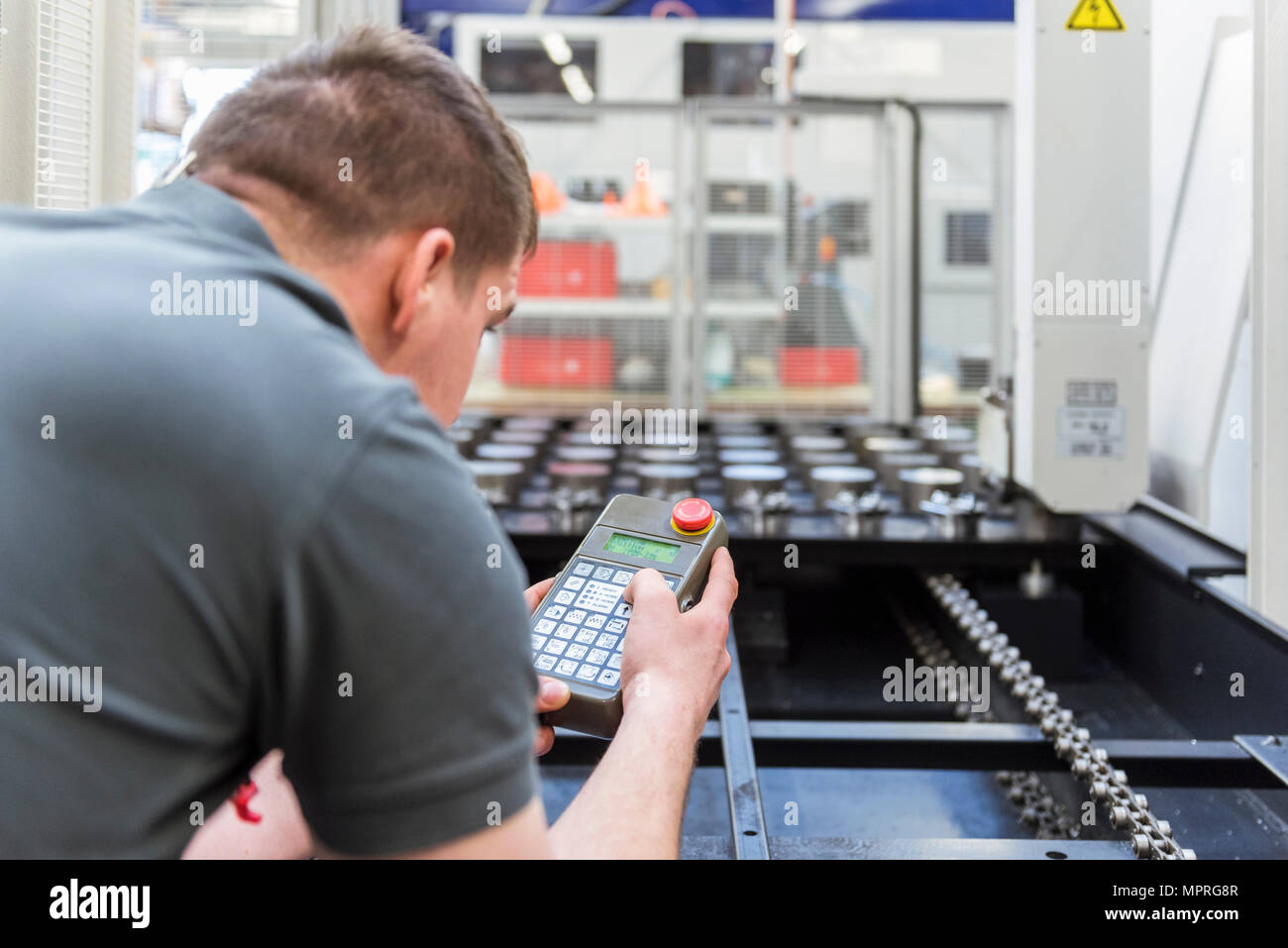 Operating machine hi-res stock photography and images - Alamy