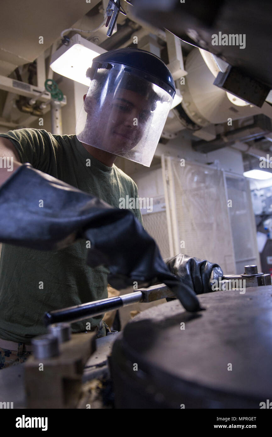 Smelter unit hi-res stock photography and images - Alamy
