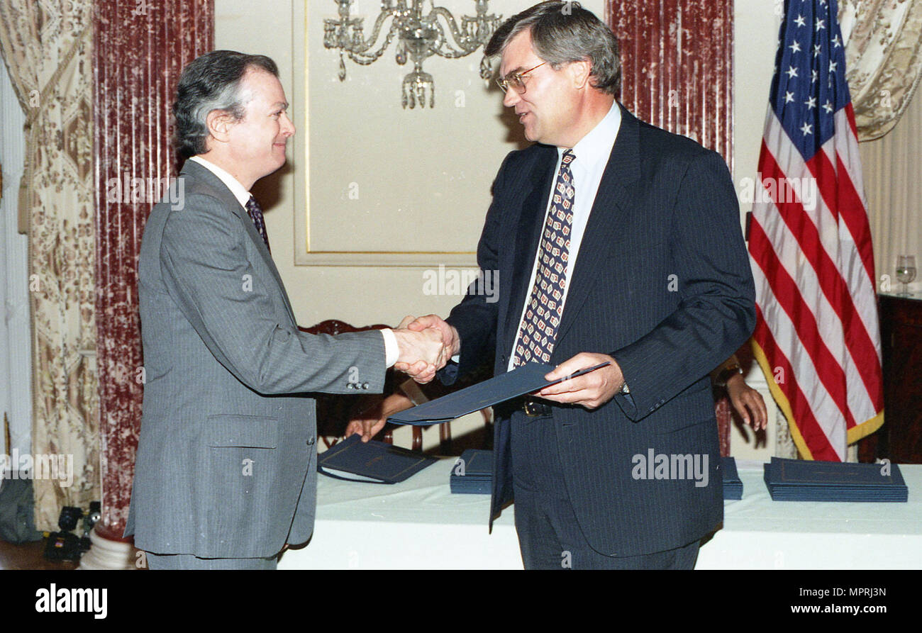 man accepting award taking a picture Stock Photo - Alamy