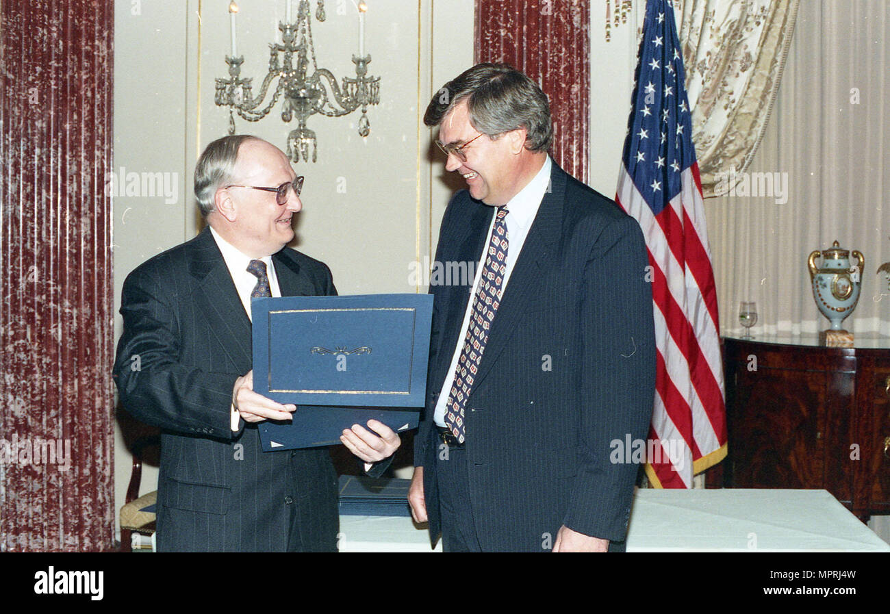 man accepting award taking a picture Stock Photo - Alamy