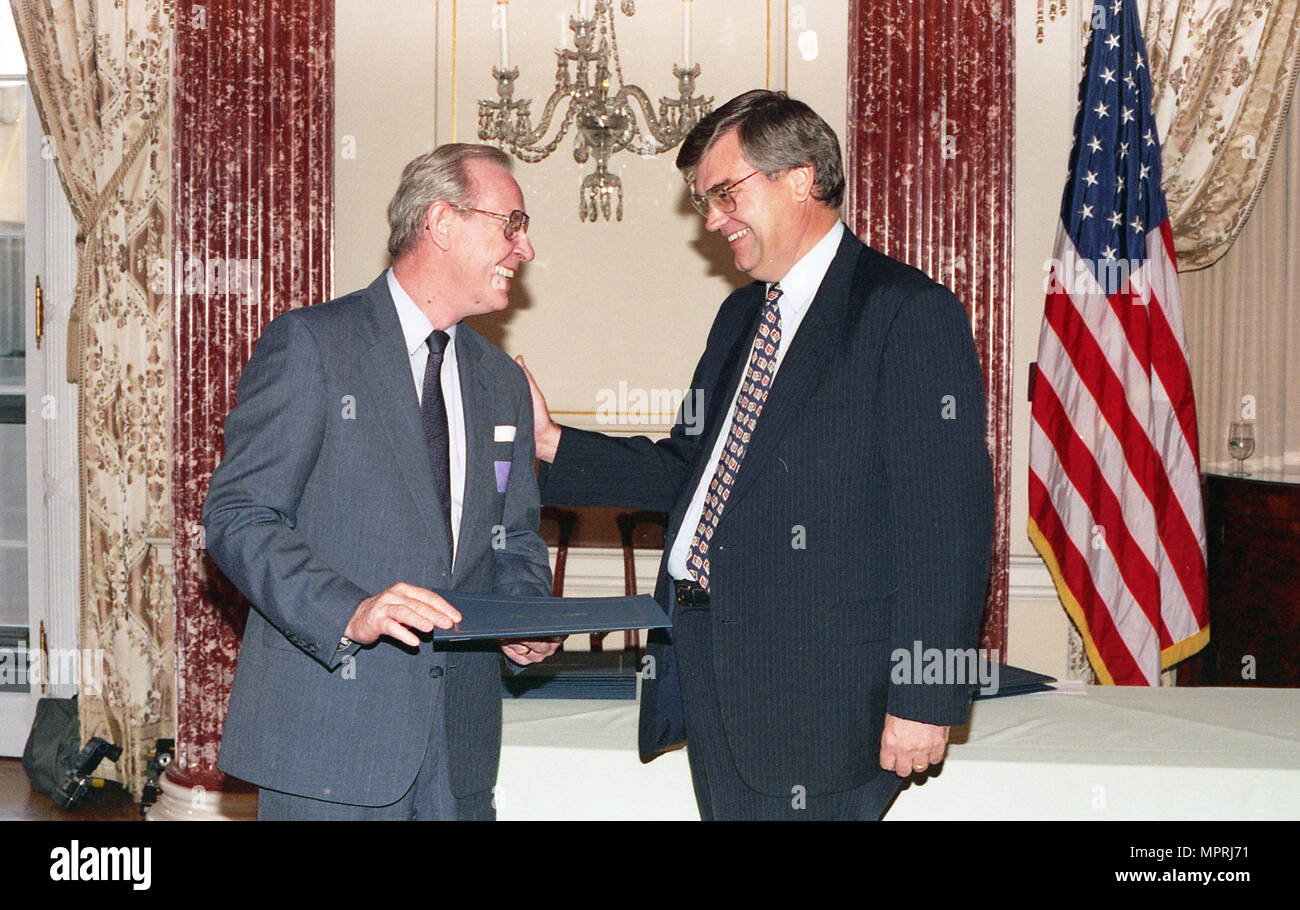 man accepting award taking a picture Stock Photo - Alamy